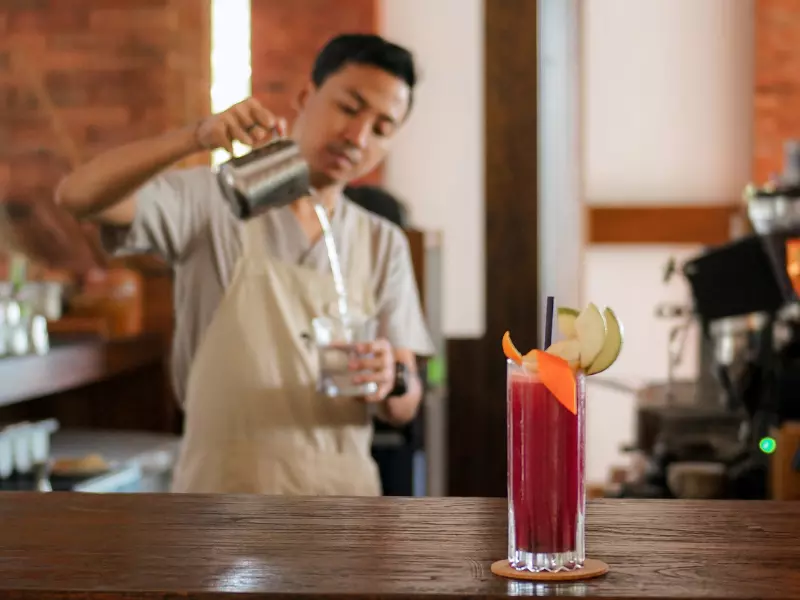 Yogyakarta Restaurants & Bar | Garrya Bianti Yogyakarta